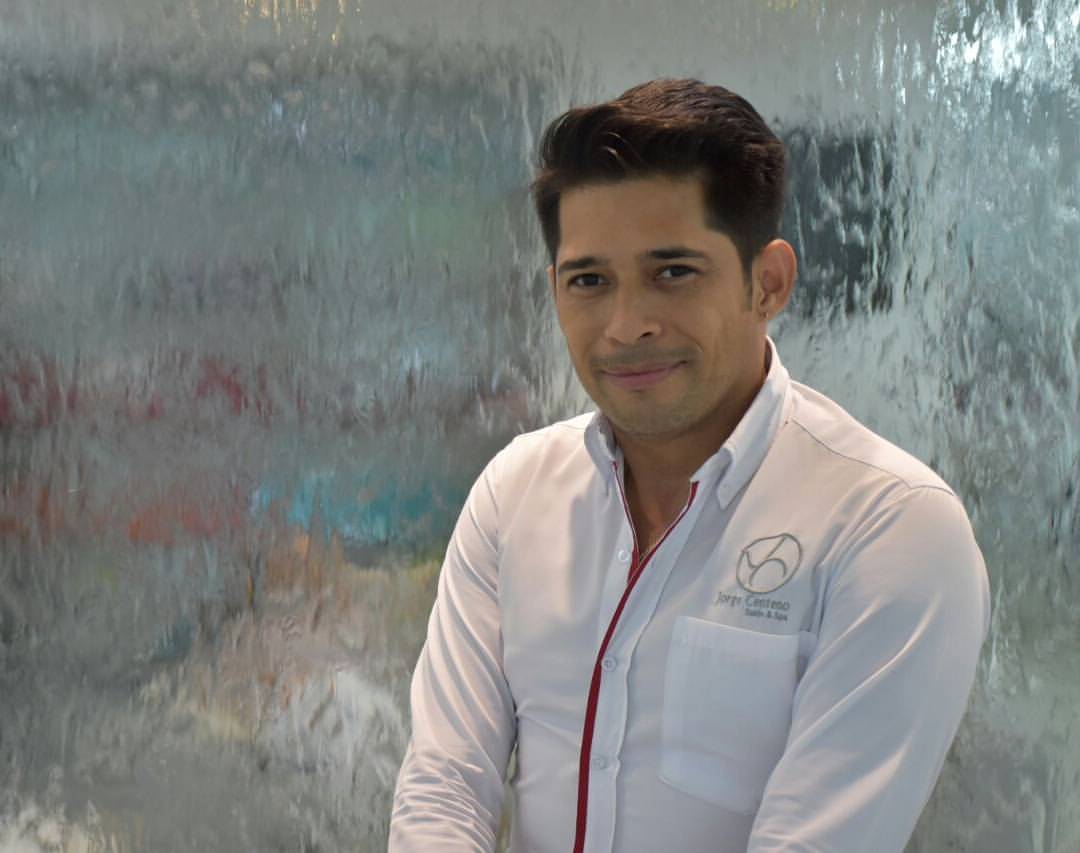 Jorge Centeno , estilista y maquillador, el amigo ideal para el dia de ...